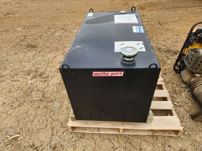 Weatherguard Small Fuel Tank, Like New Condition - Fragodt Auction and ...