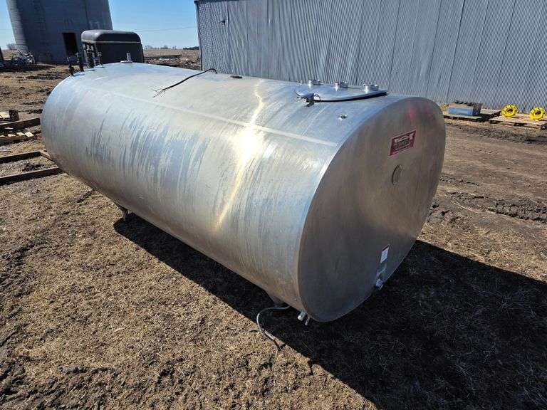 Sunset 1000 Gallon Stainless Steel Storage Tank, 2.5” Discharge ...