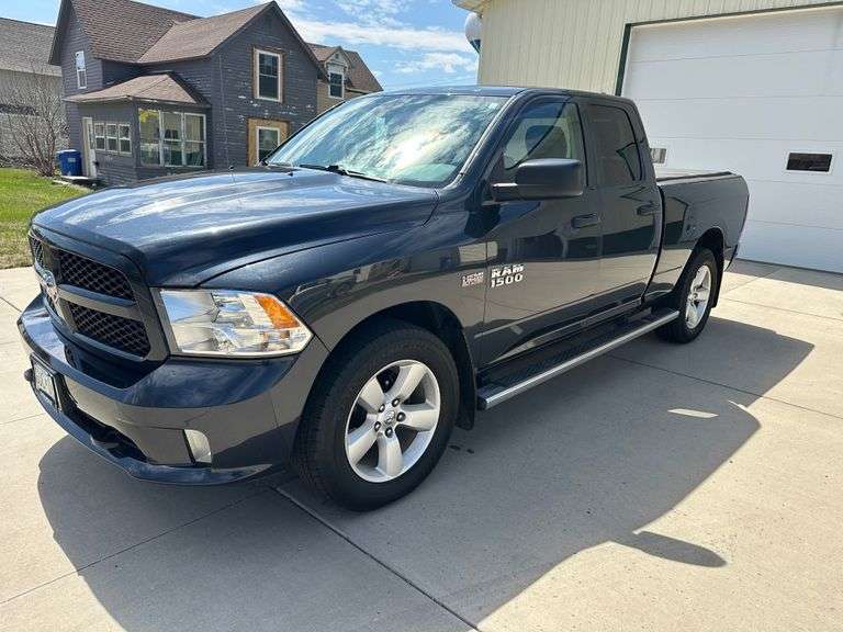 2014 RAM Express 4x4 Quad Cab, 150,077 Miles, One Owner, Hemi V8, Auto ...