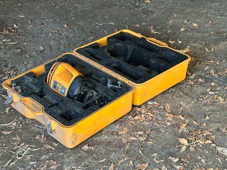 Spectra Precision Laser with Case for Tiling Fields, Model: 1242 ...