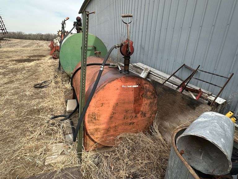 300 Gallon Diesel Fuel Barrel with Hand Pump - Fragodt Auction and Real ...