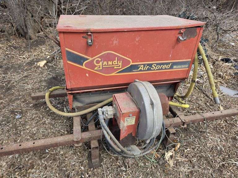 Gandy Model 5812 Air Seeder, Up to 30’ Spread, 12 Rear Outlets, Has ...