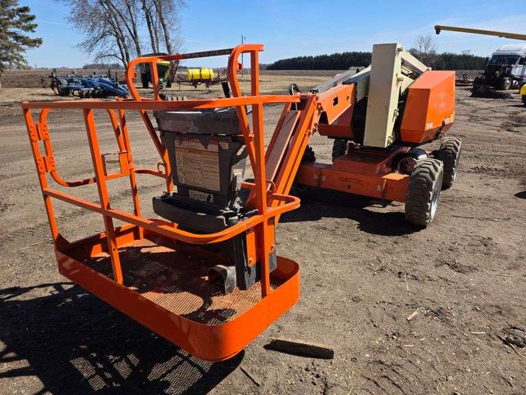2016 JLG Articulating Boom Lift, New Worm Gear for Turn Table, Max ...