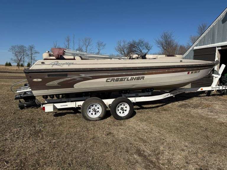 2000 Crestliner Rampage Deckboat, With Spartan Supreme Roller Trailer ...
