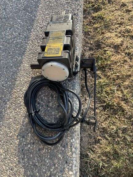 John Deere Ground Speed Radar - Fragodt Auction and Real Estate LLC