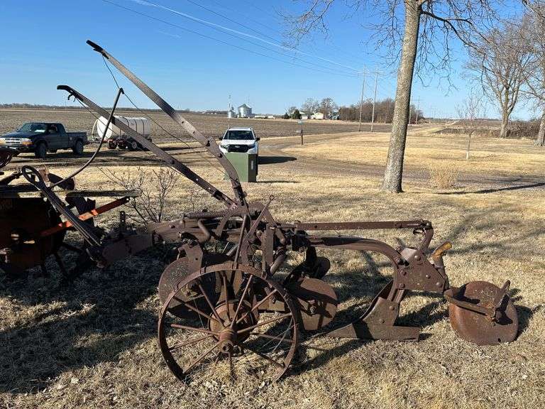 Minneapolis Moline 2 Bottom Pull Type Plow, 14” Wide, Steel Wheels ...