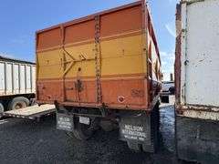 1959 IH 190 Tandem Truck, 549 Gas, 8 Speed Roadranger, Air Brakes, mud ...