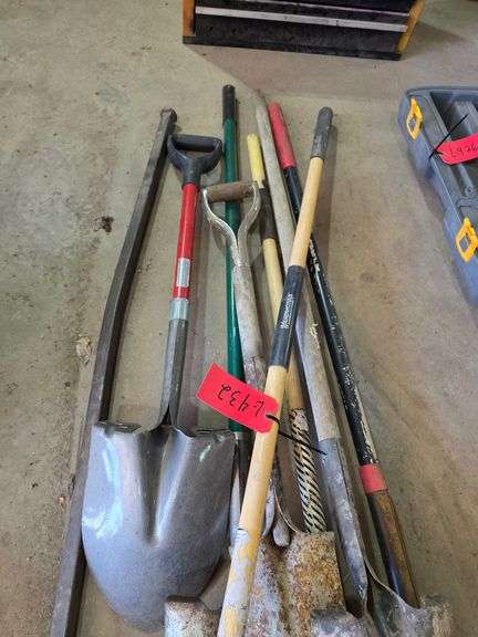 Misc Spades, Tile Spade Rake, Steel Bar - Fragodt Auction and Real ...