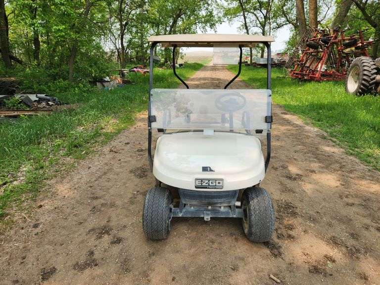 2018 EZ Go Gas Golf Cart, with Canopy and Windshield, Runs and Drives ...