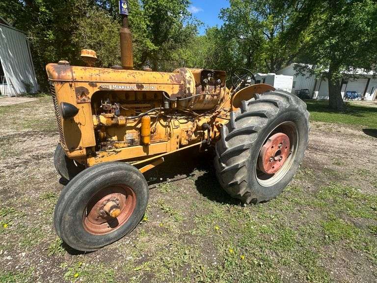 Minneapolis Moline Model GB Propane Tractor, Wide Front, 18.4 x 34 ...