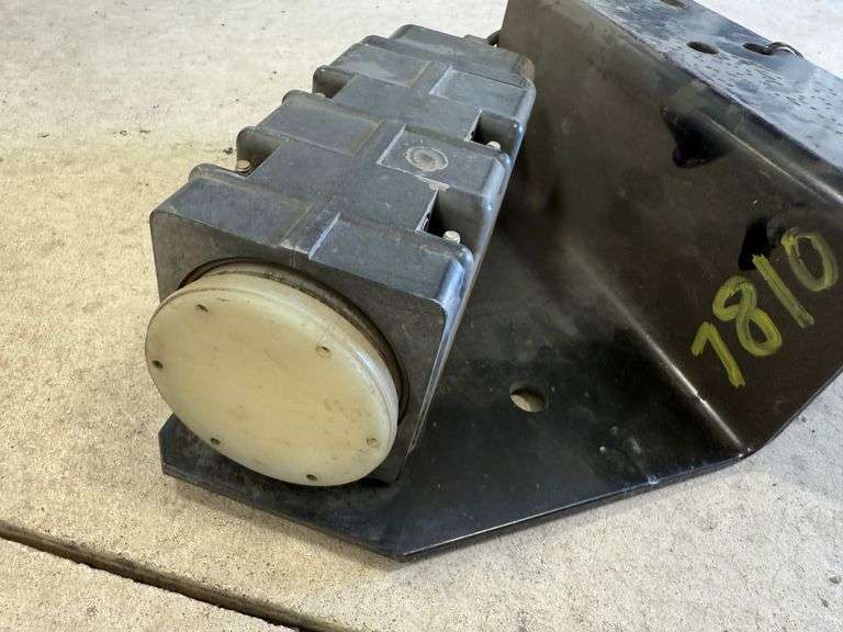 John Deere Ground Speed Radar - Fragodt Auction and Real Estate LLC