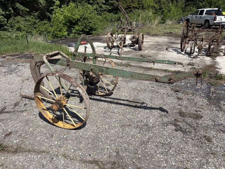 John Deere Single Shank Subsoiler, on Steel, Clutch Lift - Fragodt ...