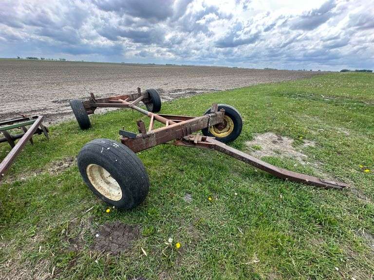 Minnesota Running Gear, 6 Bolt Hubs, 8 Ton Gear - Fragodt Auction and ...