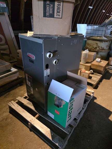 2013 Lennox 90,000 BTU LP Furnace, Works, Was Just Replaced with a ...