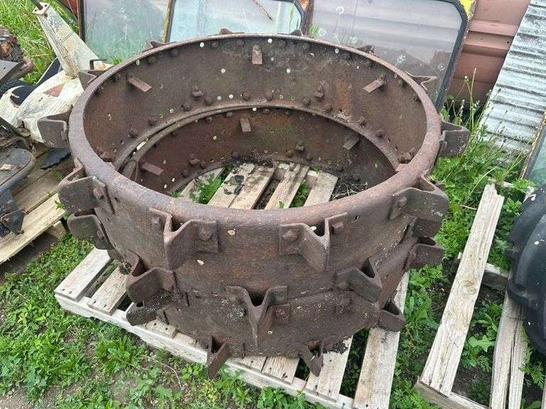 Antique Tractor Steel Wheels with Lugs, 42” - Fragodt Auction and Real ...