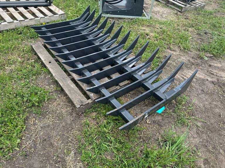 Heavy Duty Root Rake, Skid Loader Mount - Fragodt Auction and Real ...