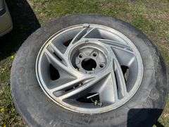 (4) P225/60R16 Tires on 5 Bolt Rims - Fragodt Auction and Real Estate LLC