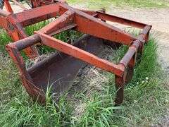 DuAl Loader with 7’ Bucket and Grapple - Fragodt Auction and Real ...