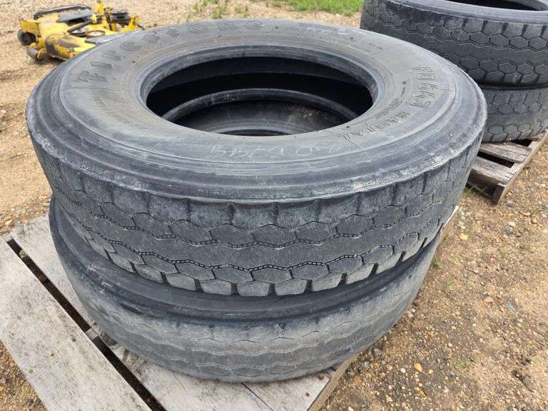 (2) 11R22.5 Firestone FD663 Radial Tires, Recaps - Fragodt Auction and ...