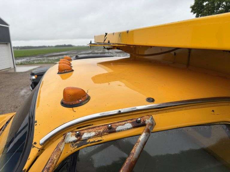 1980 Chevy C70 Dump Truck, 5+2 Trans, 427 Engine, Single Axle, Hyd ...