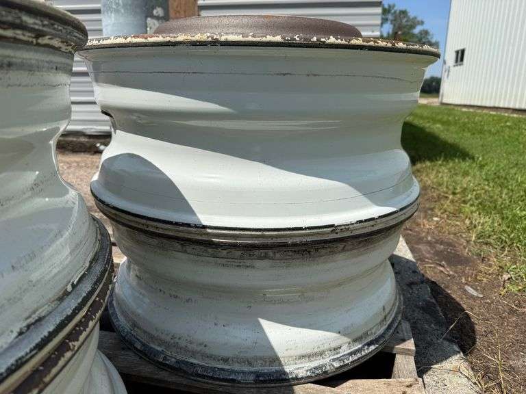 (4) Used Steel 10 Bolt Semi Rims (Had 11R24.5 Tires on them) , Buying ...