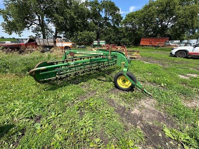 John Deere 673 Side Delivery Rake, 5 Bar, with Dolly, Left Hand ...