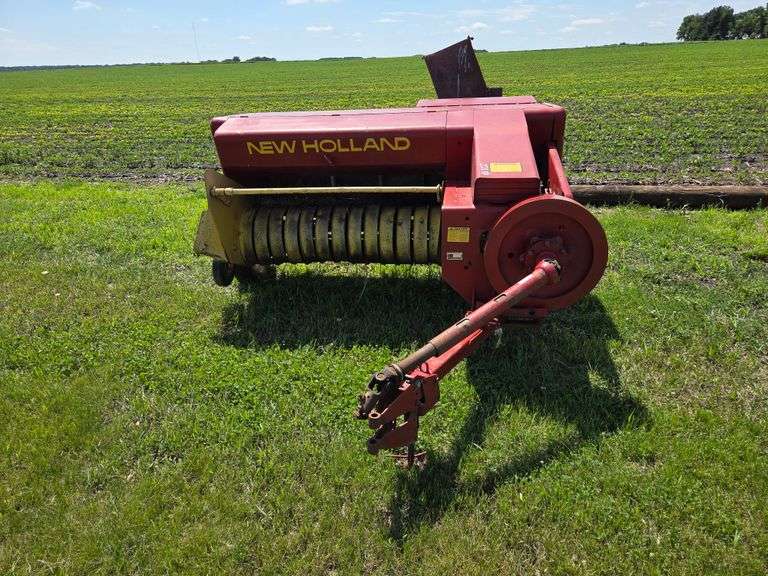 New Holland 270 Square Baler, 540 PTO - Fragodt Auction and Real Estate LLC