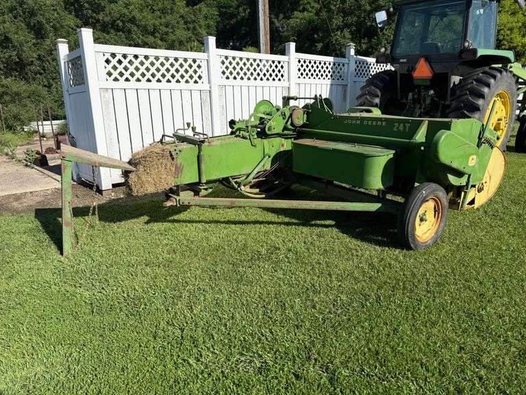 John Deere 24T Small Square Baler, In Working Order - Fragodt Auction ...