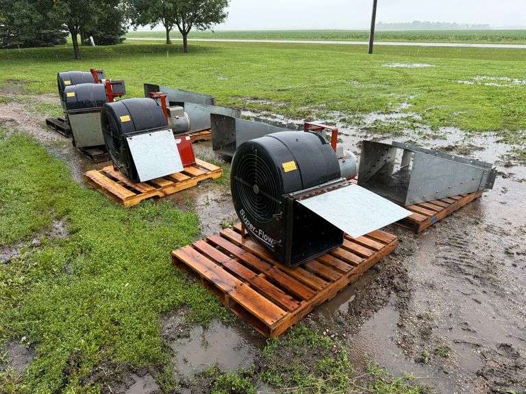 (4) Used Bin Fans and Transitions, There are 3 Motors but only 1 of ...