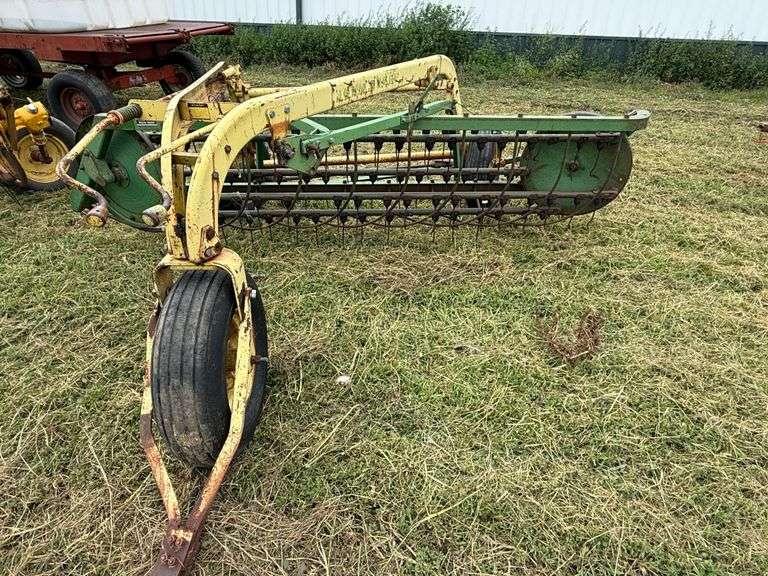 John Deere Model 640 Side Delivery Rake, 5 Bar, SN: 3446 - Fragodt ...