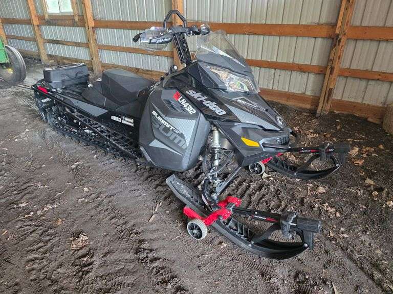2018 Ski-doo Summit Snowmobile, 154” Track, 600 E-Tech, Electric Start ...