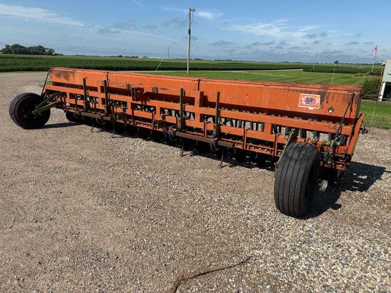 Tye 20’ Grain Drill, 3 Point, Track Scratchers, 7” Spacing, In Working ...