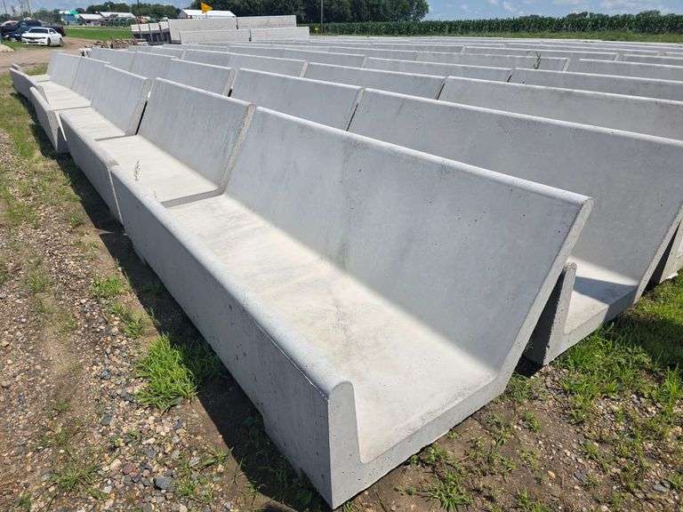 (10) New 8’ J-Bunks - Fragodt Auction and Real Estate LLC