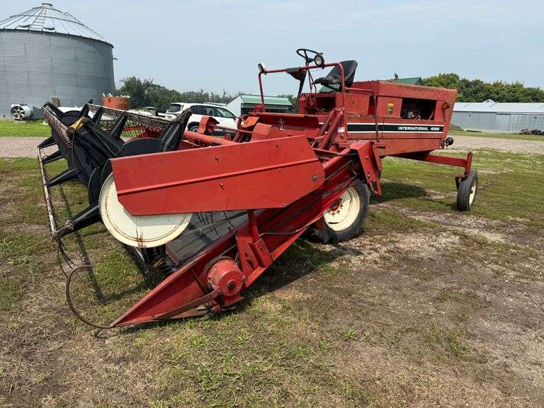 International 4000 Swather, 16’ Header, Low Acres on New Canvases (new ...