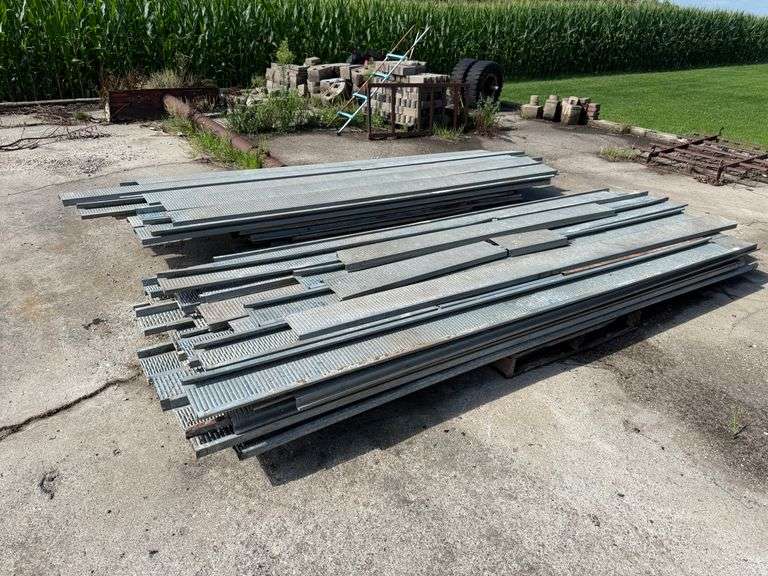 Misc Floor Sections out of a 30’ Bin - Fragodt Auction and Real Estate LLC