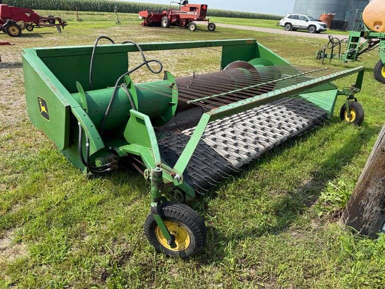 John Deere Model 212 5-Belt Pickup Header, Fits up to 9x50 Series John ...