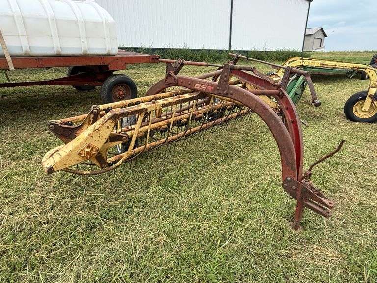 New Holland Model 259 Rake with Bean Rake Tines, 5 Bar - Fragodt ...