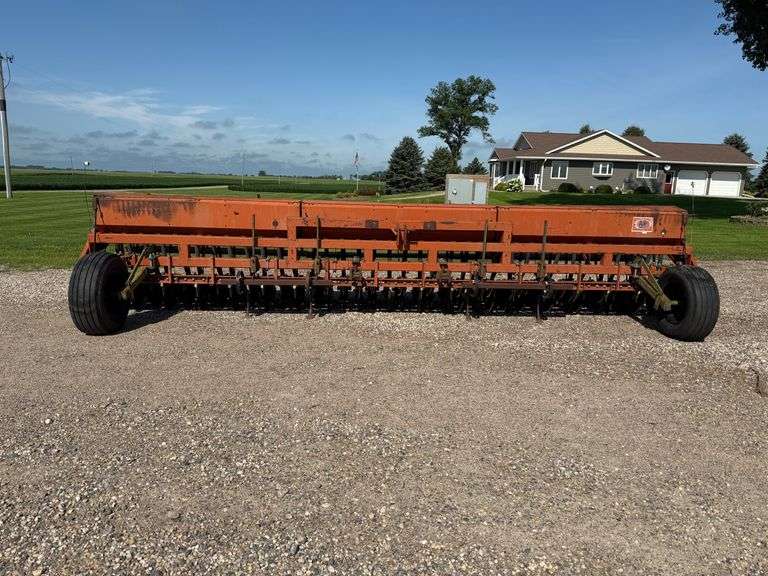 Tye 20’ Grain Drill, 3 Point, Track Scratchers, 7” Spacing, In Working ...