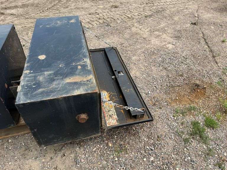 Weatherguard Underbody Toolbox, 18” x 48” x 18” - Fragodt Auction and ...