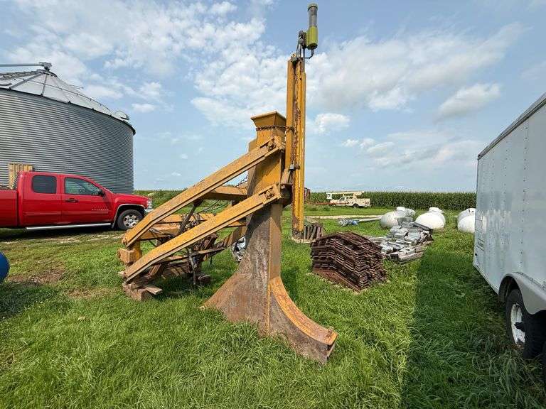 3pt Tile Plow, 5”, 6”, and 8”, *Needs Laser - Fragodt Auction and Real ...