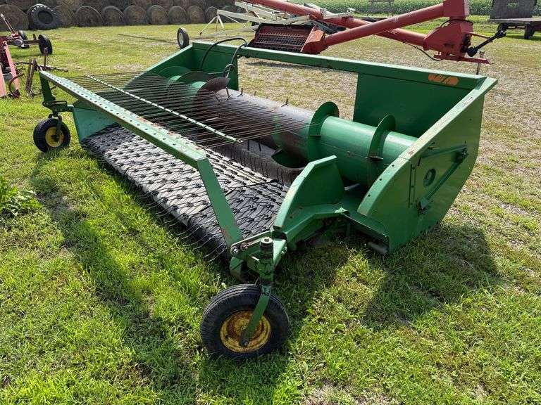 John Deere Model 212 5-Belt Pickup Header, Fits up to 9x50 Series John ...
