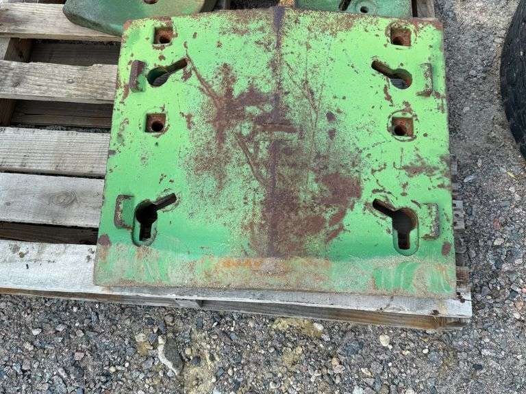John Deere Front Double Stack Weight Holder - Fragodt Auction and Real ...