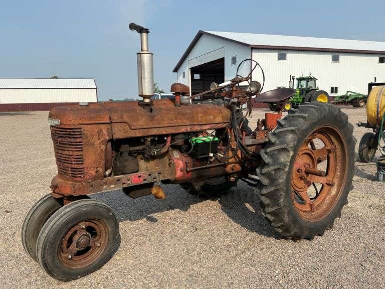 International Model H Tractor with Add on 3pt, Hydraulic Lift, 12.4 x ...