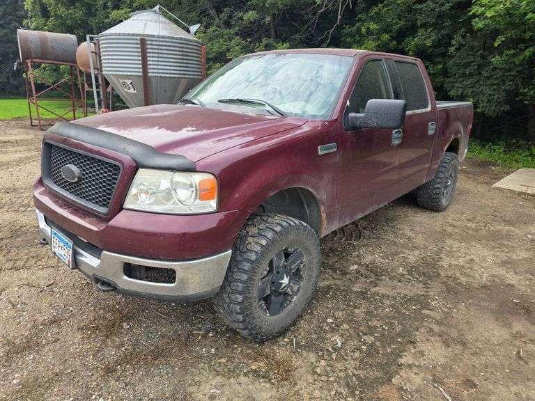 2004 Ford F-150 XLT, 5.4L V8 Triton Engine with Approx 120,000 Miles on ...