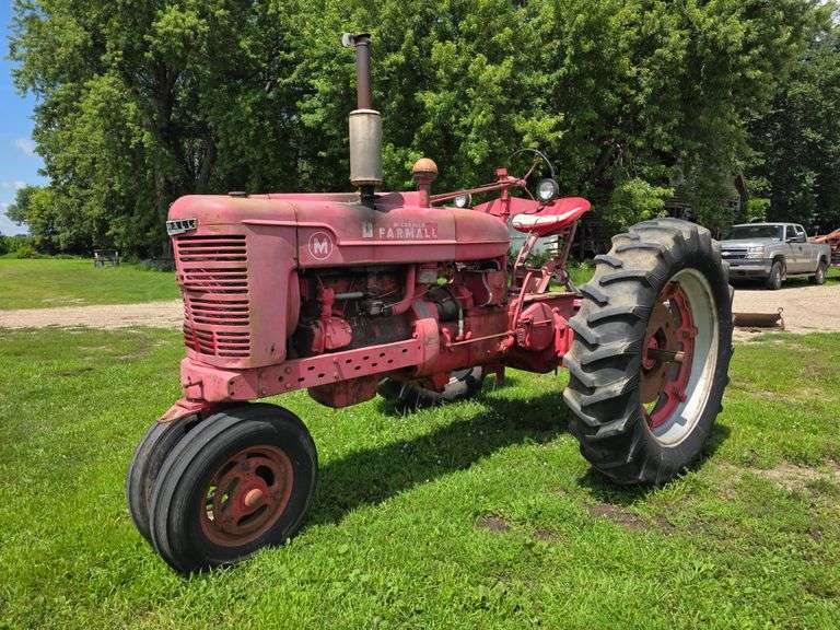 1941 Farmall M, Narrow Front, Wheel Weights, 13.6-38 Firestone Tires in ...