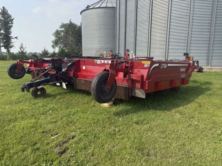 Amity 3700 12R22” SugarBeet Defoliator, 1-3/4” CV PTO, Front Steel Drum ...