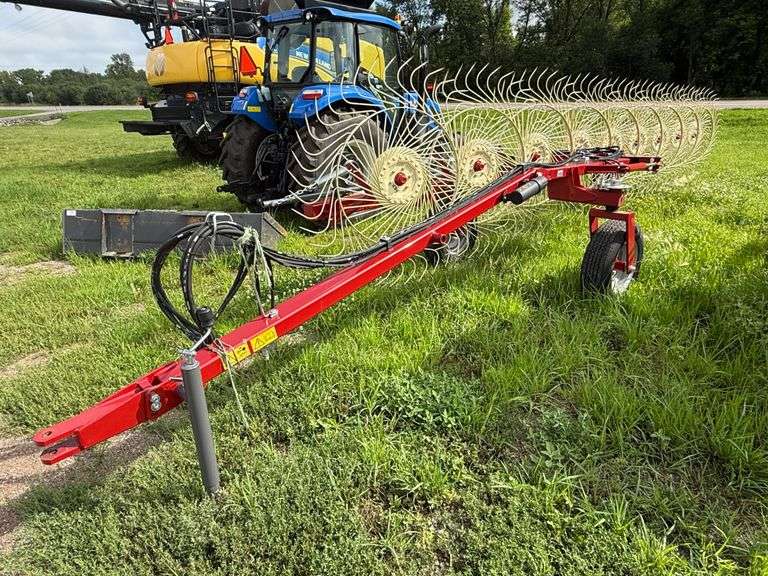 Sitrex TR9-5 Rake, 9 Wheel, Hydraulic Lift, SN: 325883 - Fragodt ...