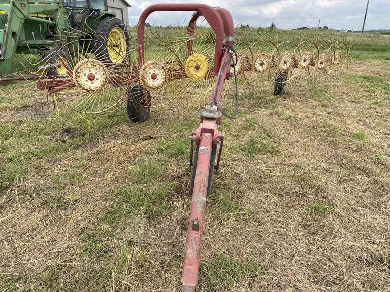 Sitrex Columbia Model TR79 Rake, 9 Wheel, Hydraulic Lift, SN: 125788 ...