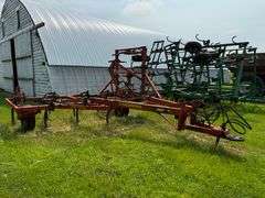 Morris Magnum CP719 19’ Chisel Plow, SN: 1668 - Fragodt Auction and ...