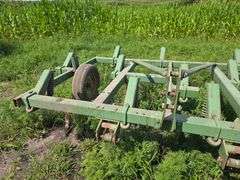 12’ John Deere 1600 Chisel Plow, 3pt, 12 Shank, Most Points Can be ...
